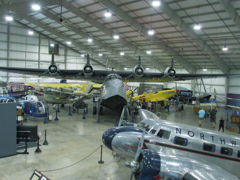 How to Visit the New England Air Museum - Passport by Design